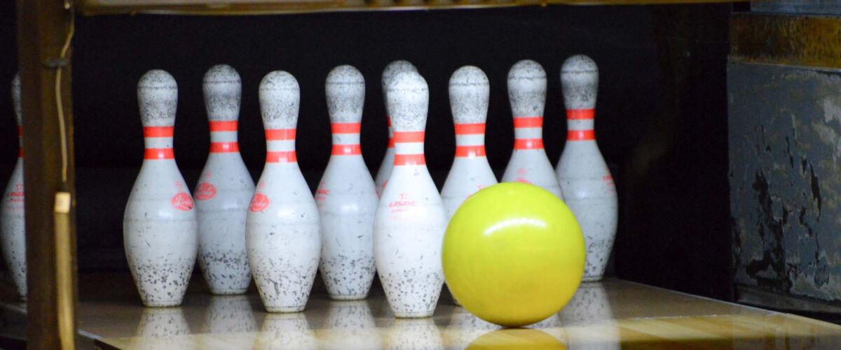 League Bowling Is Here! Join Today! - Mohawk Lanes