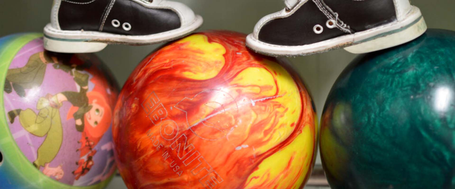 Strike a Deal with the Perfect Team Building Activity for Adults at the ...